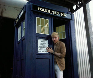 Tom MacRae ('Doctor Who': 'The Girl Who Waited') interview