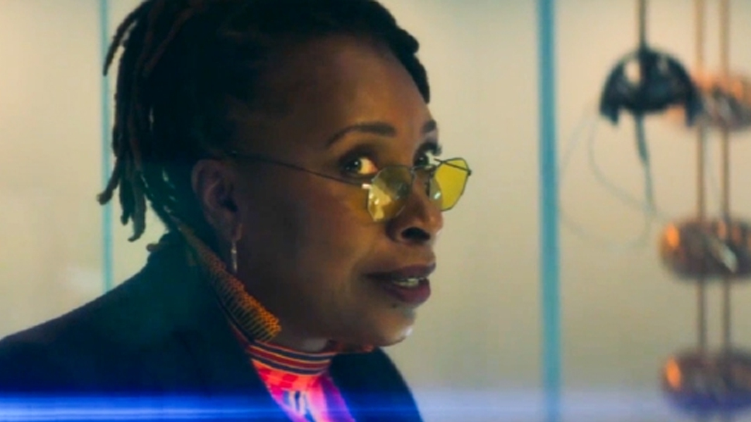 Doctor Who costume designer describes references to past Doctors in ...