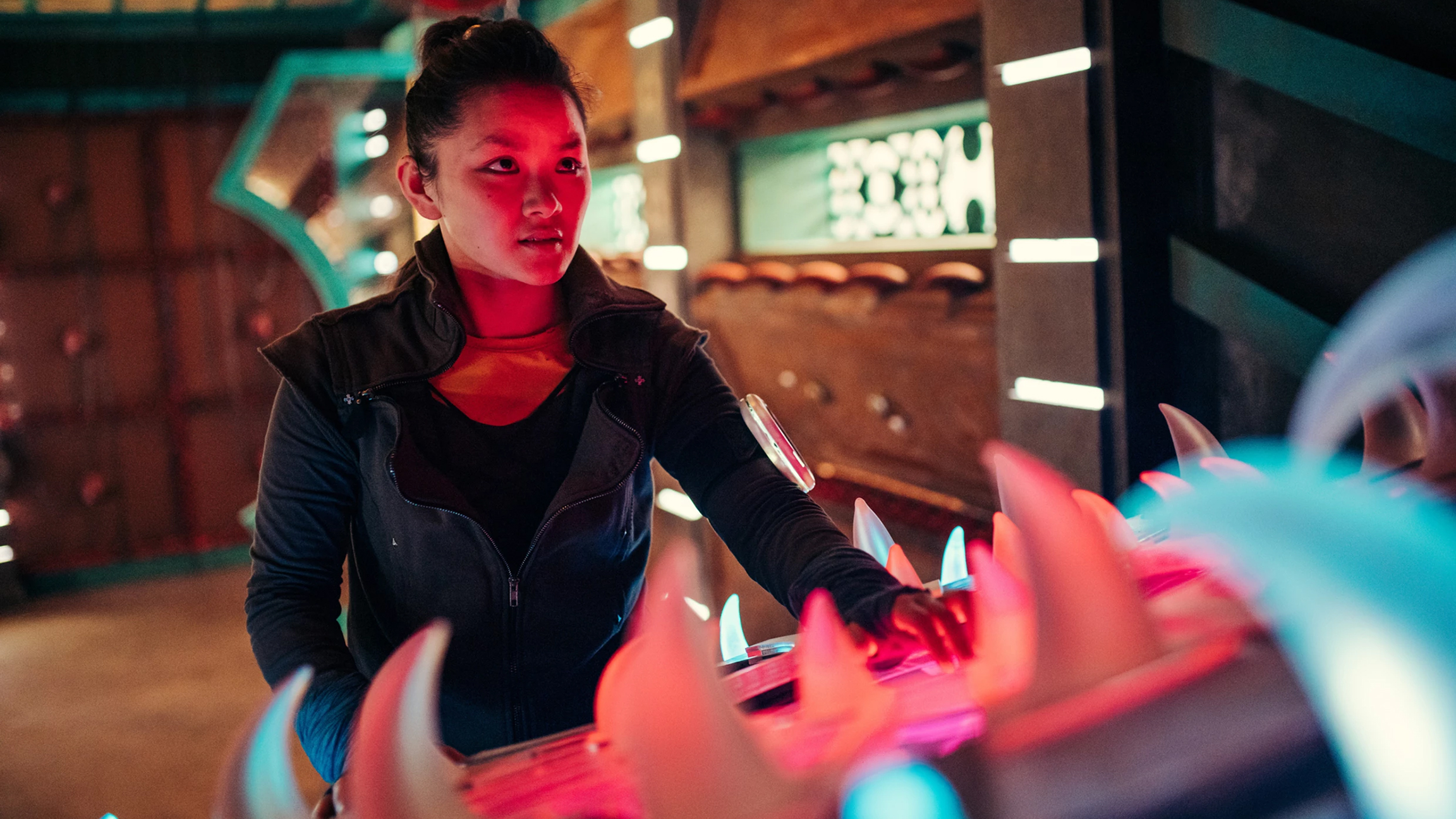 Bel Lupari ship Doctor Who Survivors Flux - CultBox