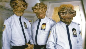 Space Precinct cops - CultBox