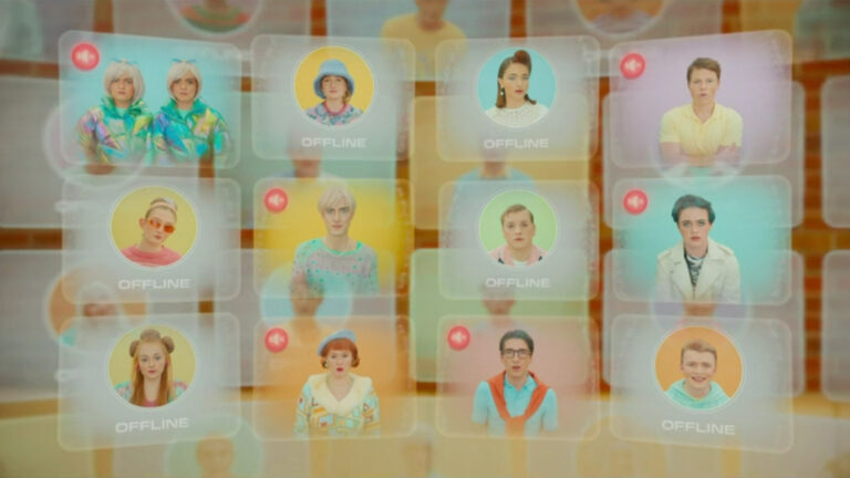 An overview of clips and images for Doctor Who: Dot and Bubble