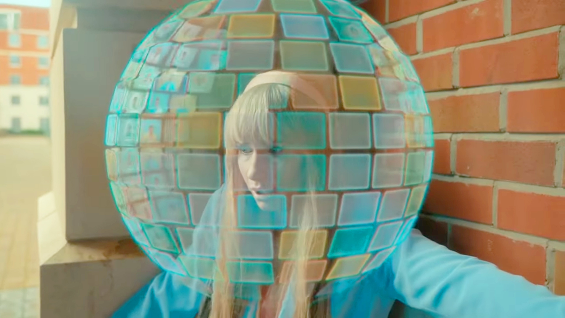 LIndy corner Dot Bubble Doctor Who - CultBox