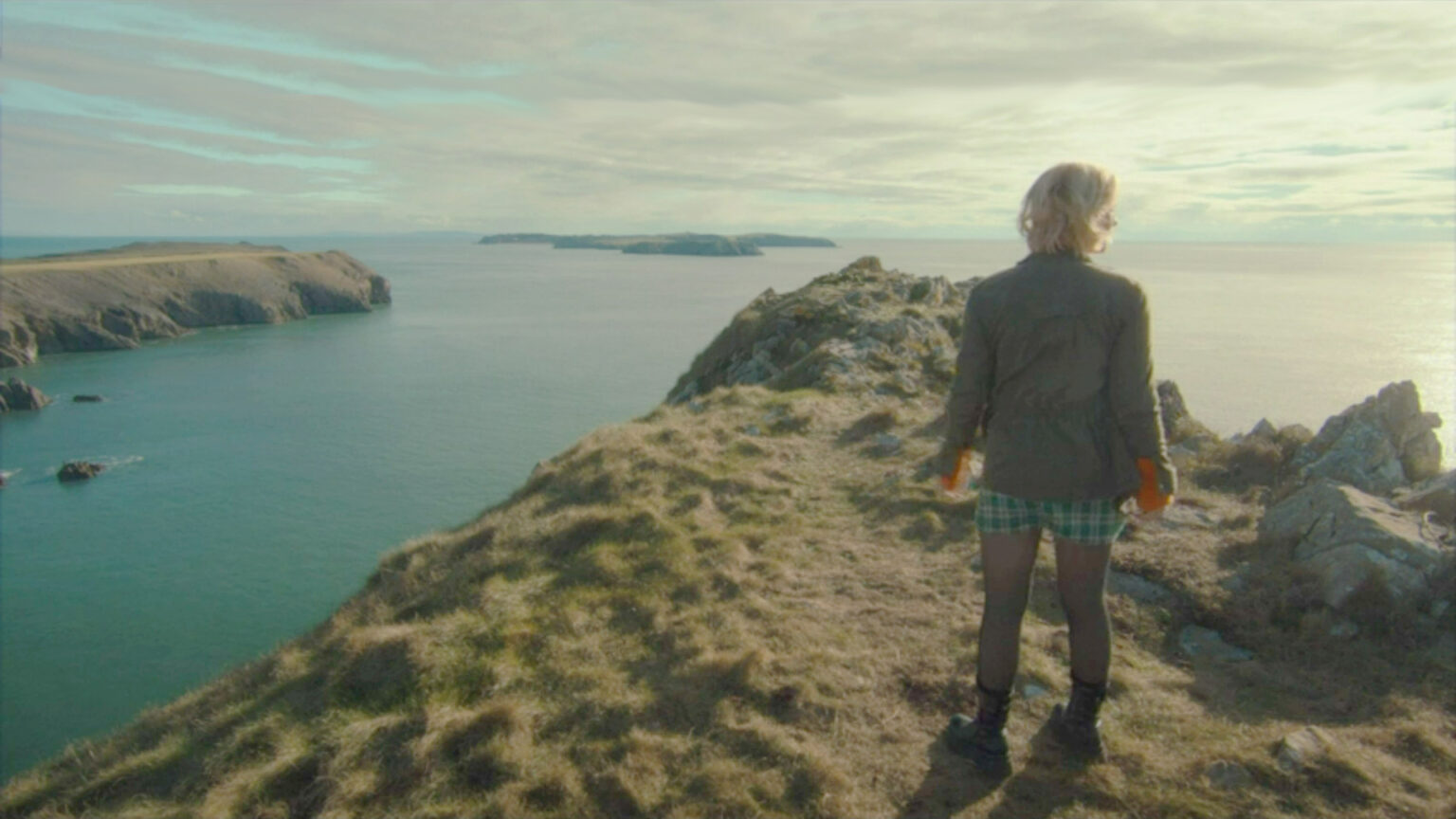 An overview of clips and images for Doctor Who: 73 Yards