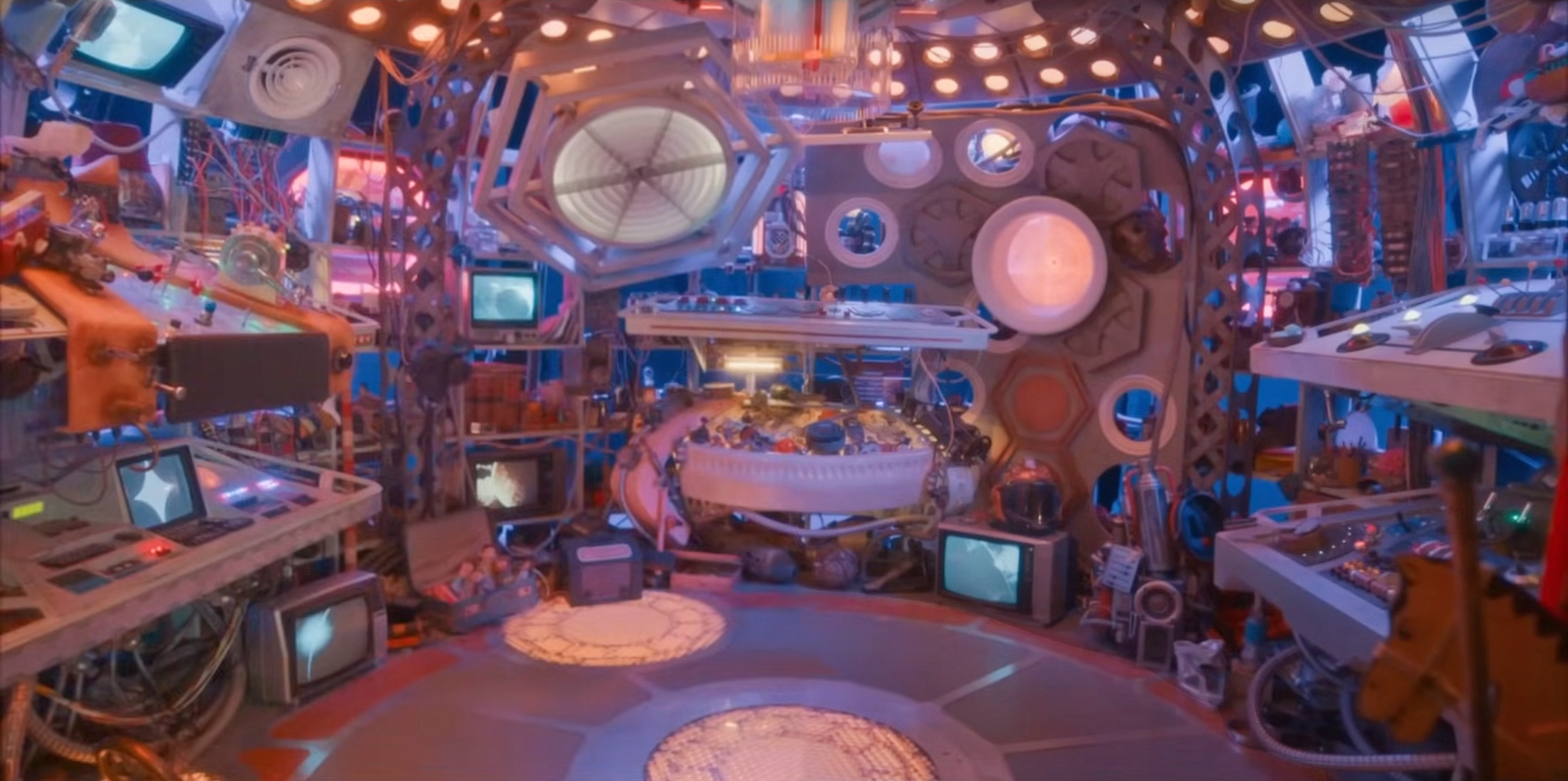 New 'Tales of the TARDIS' episode features Ncuti Gatwa, Millie Gibson ...