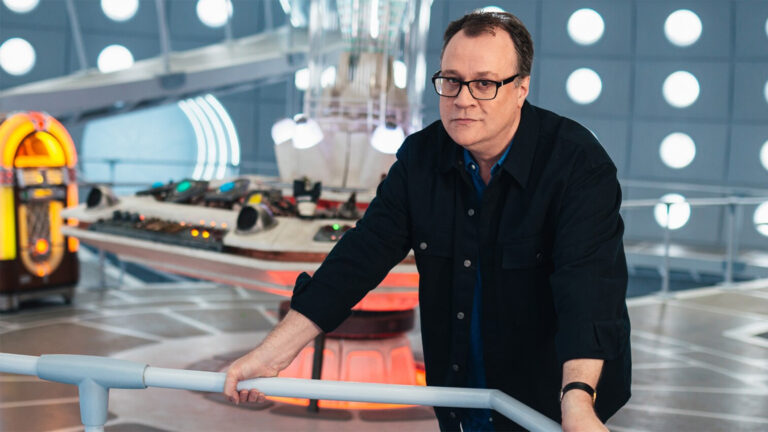 Russell T Davies speaks at Cardiff fundraiser ‒ no Doctor Who update
